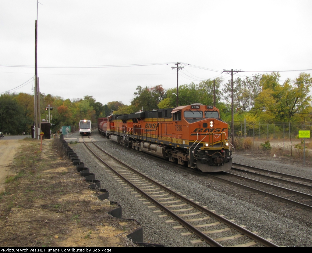 BNSF 7836